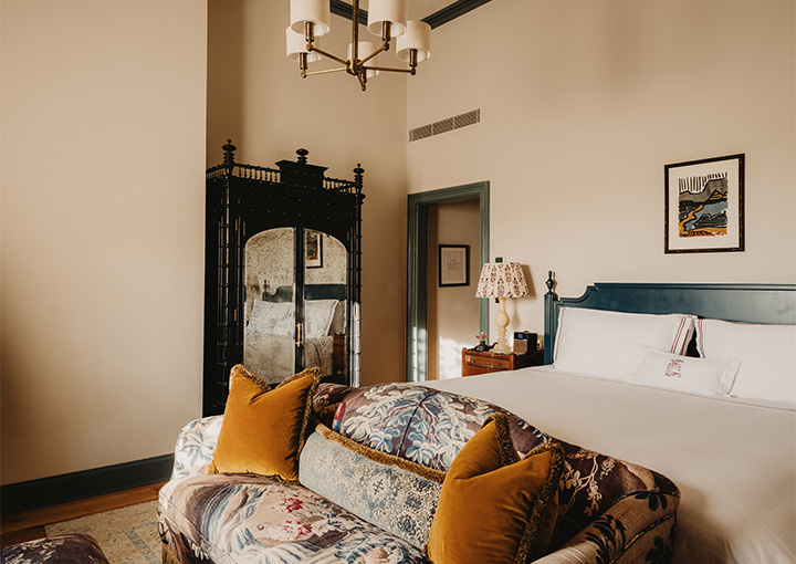 Luxury Hotel Bedrooms in Oxfordshire - Estelle Manor